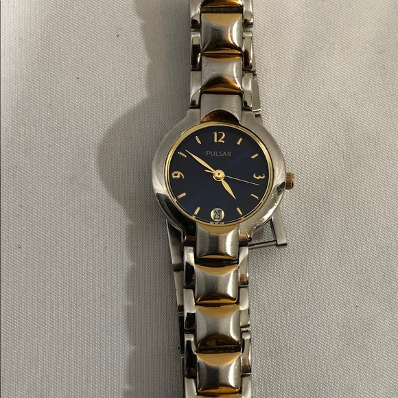 Pulsar | Accessories | Vtg Pulsar Two Tone Blue Face Date Analog Watch ...